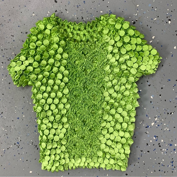 Vintage | Tops | Vintage Y2k Popcorn Crinkle Shirt Green Satin Short ...